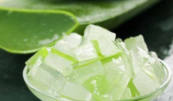 Aloe Vera Ice Cubes for soothe skin :Skin Care Top News