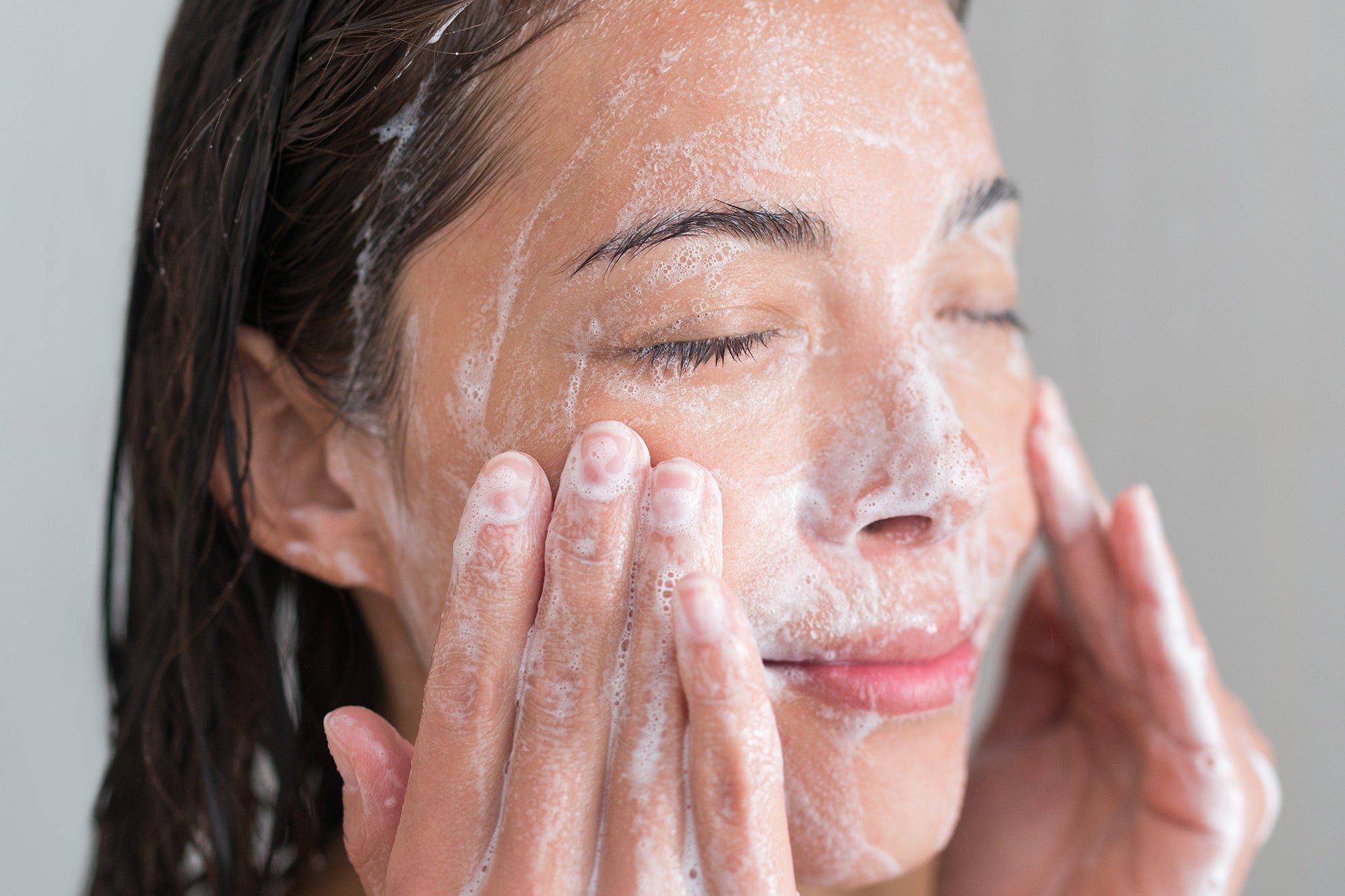 Gentle Reminders: How to Choose the Right Kind of Cleanser