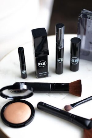 Everything You Need to Know About Barely-There Makeup Look